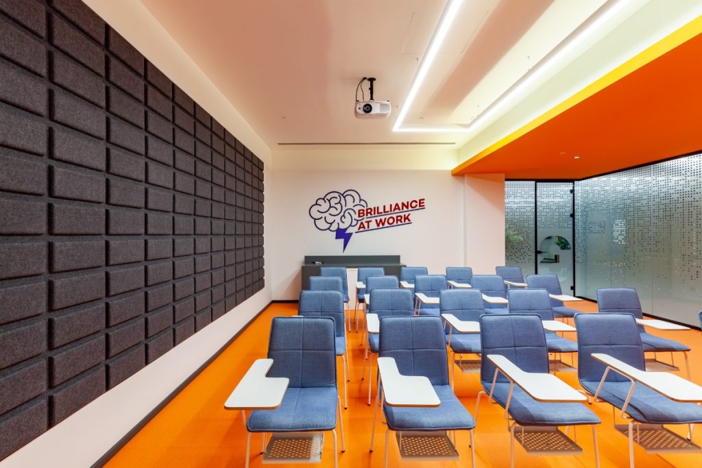 Workinton | Feltouch