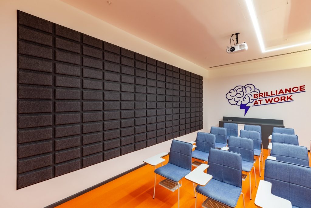 Workinton | Feltouch