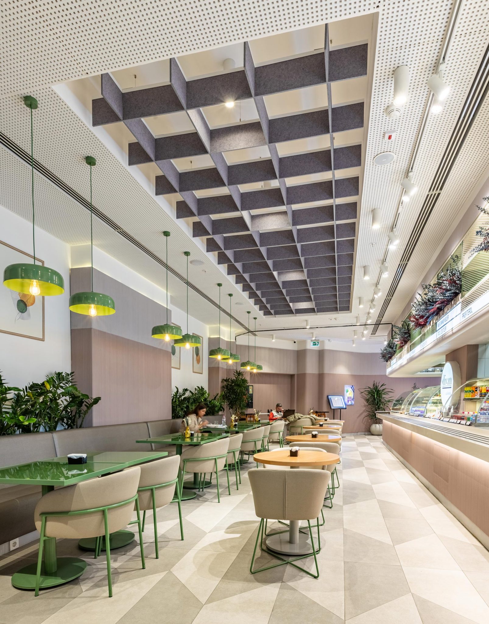 Medicana Ataköy - Divan Cafeteria - Reference Projects - Feltouch