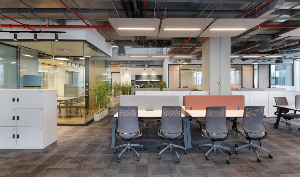 PwC Türkiye Galataport Office - Reference Projects - Feltouch